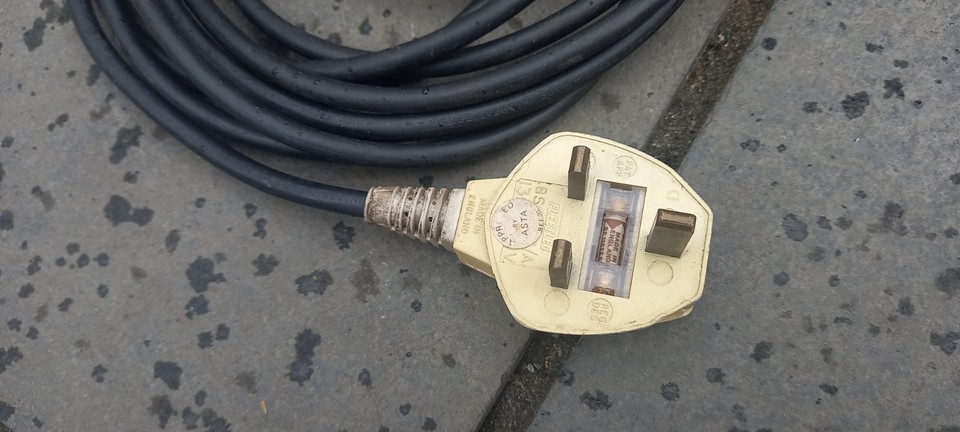 Vintage VAX 121 Multifunctional Wet & Dry Vacuum Cleaner 1000W Hoover ...