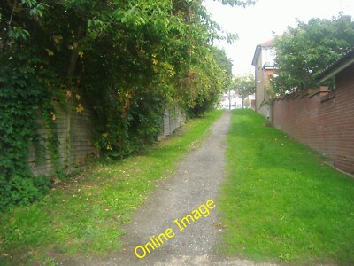 Photo 6x4 Path from Pymme's Brook to Hampden Way Friern Barnet c2013 | eBay