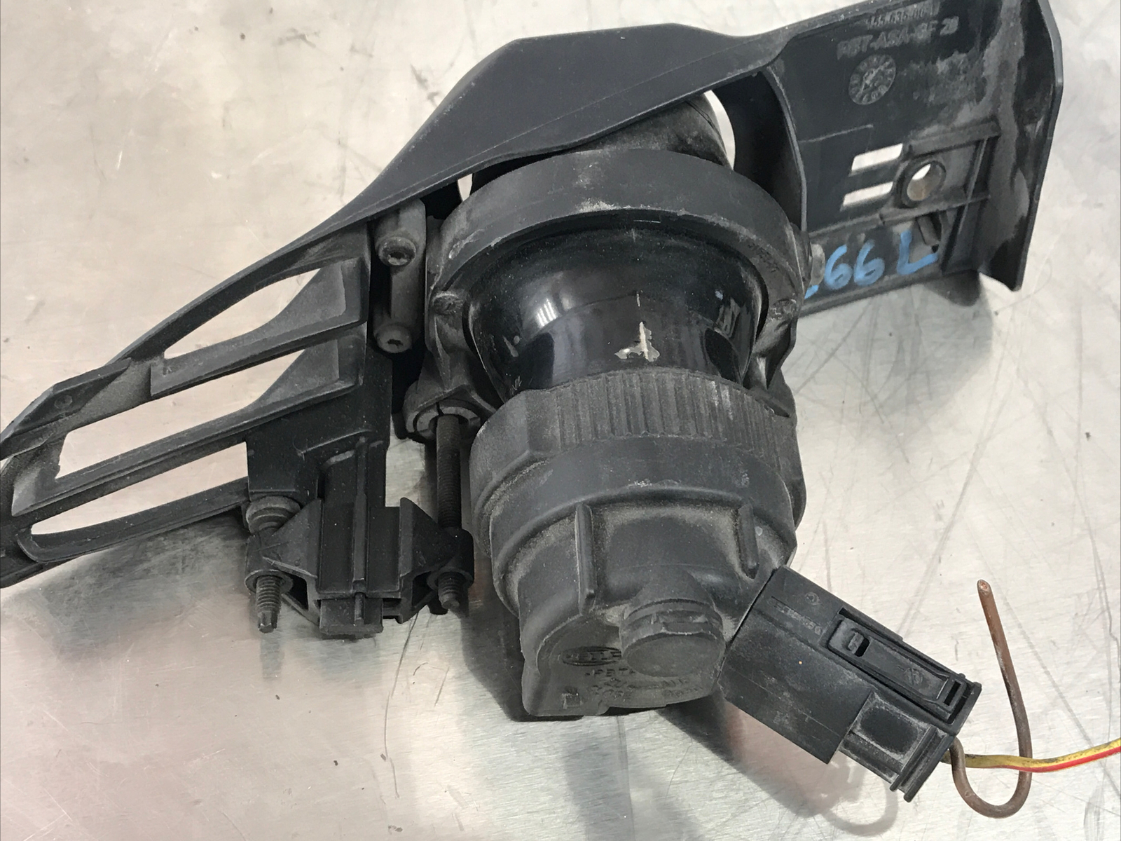 2002-2005 BMW E64 E66 FRONT DRIVER SIDE FOG LIGHT LH LEFT BLACK OE ...