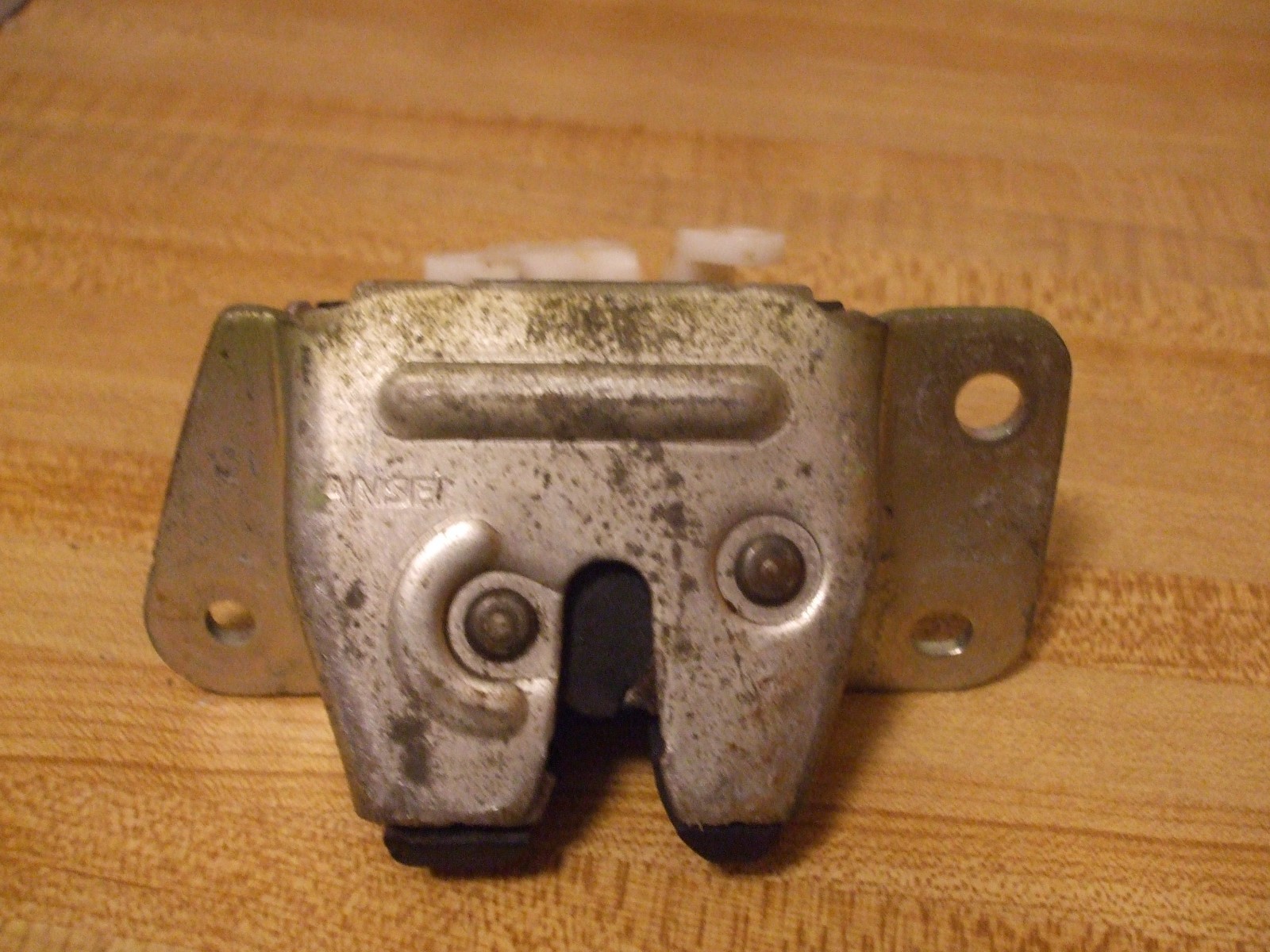 Mitsubishi Outlander 2003-2006 Trunk Latch lid handle Hatch oem FREE ...