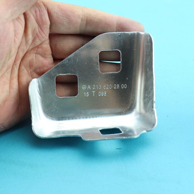 NEW For Mercedes OEM 17-18 E400 Radiator Support Outer Bracket Left ...