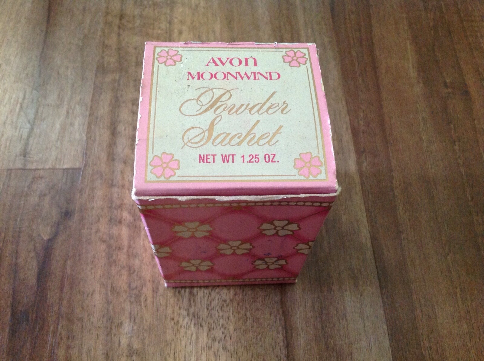 Vintage Avon Moonwind Powder Sachet 1.25 OZ. Shaker Fresh Scent | eBay