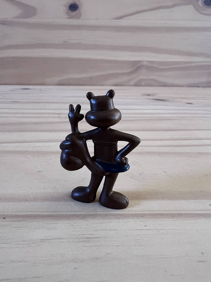 SpongeBob SquarePants Sandy Cheeks Squirrel PVC Figure Cake Topper ...