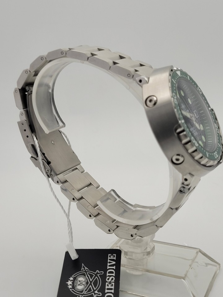 Mens Luxury Green Divers Watch 300m WR NH35 (SEIKO TMI) Automatic ...