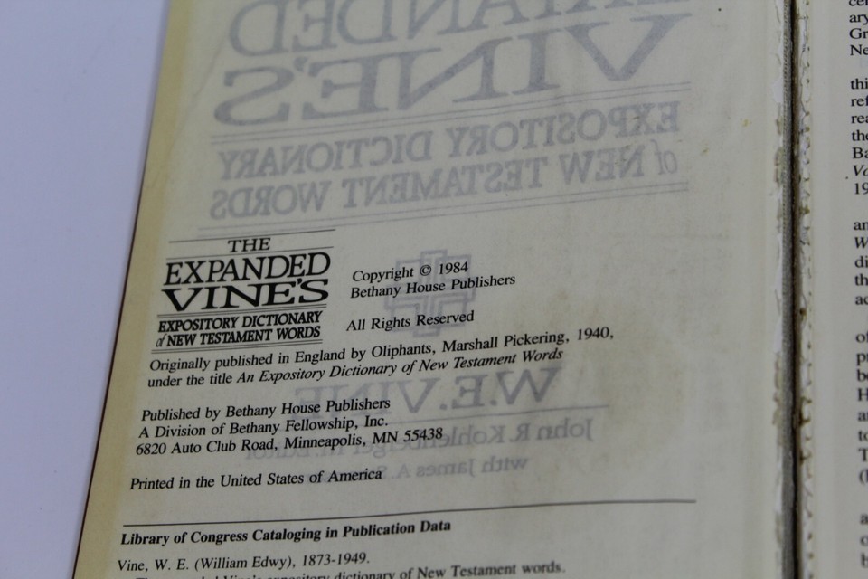 Expanded Vines Expository Dictionary of New Testament Words - Used ...