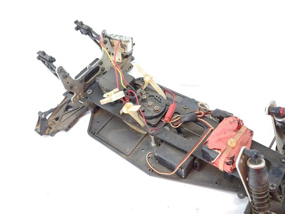 Vintage Kyosho Ultima Outlaw 1/10 RC Truck Roller Slider Chassis w/ MSC ...