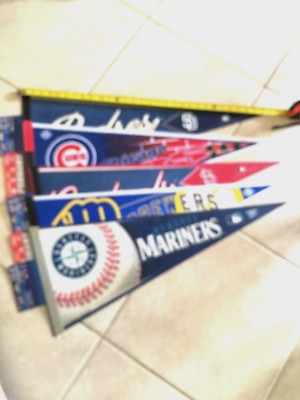 BASEBALL PENNANTS MOST M.L.B TEAMS FULL SIZE, CHOOSE YOUR TEAM, SALE ...