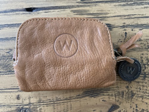 New Wanderers Travel Co Tan Venetian Card Wallet Double Zip Soft ...