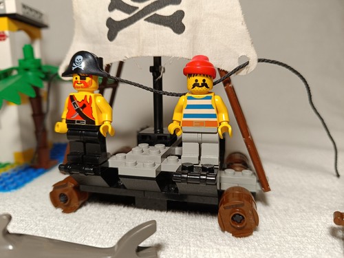 Lego PIRATES 6260 Shipwreck Island + 6265 Sabre Island + 6261 Raft ...