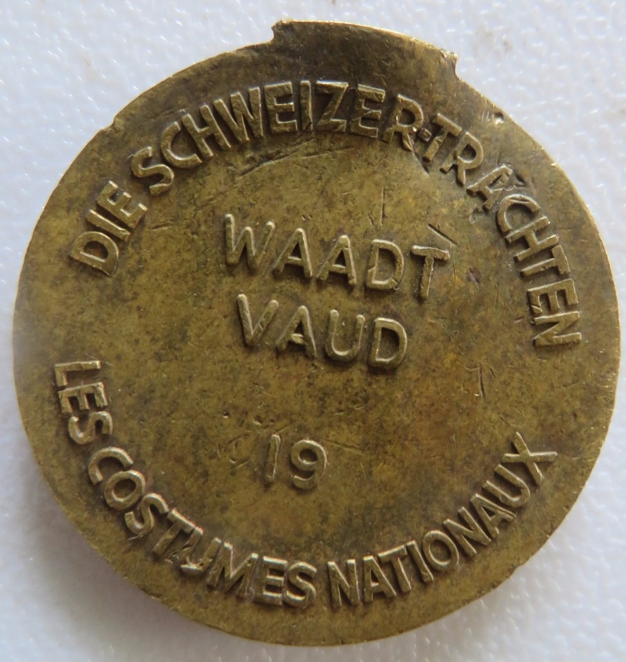 Vintage Medal Huguenin Die Schweizer Trachten les costumes Nationaux ...