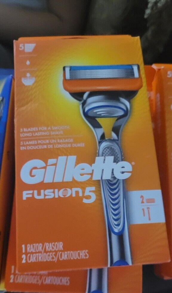 Gillette Fusion 5 ProShield Men's Razor 1 Handle + 2 Blade Refills | eBay