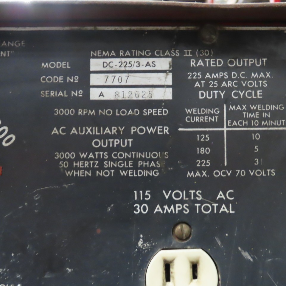 Lincoln DC-225/3-AS Lincweld 225A Gas Powered Mobile Arc Welder W/Aux ...