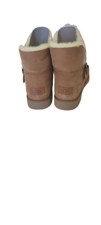 UGG Women's Chestnut Romely Short Buckle Sheepskin Classic Boots, 5.5 ...