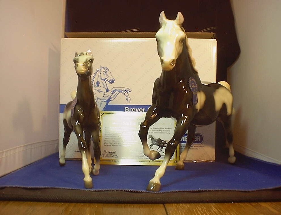 BREYER 2012 VINTAGE CLUB "SALT & PEPPER" MARE & FOAL BLACK PINTOS, BOX ...