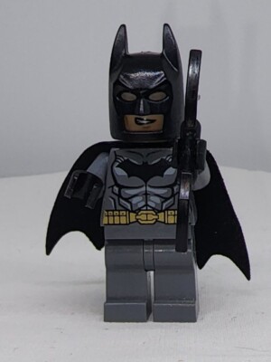 LEGO Batman Minifigure with Gold Belt & Batarang DC Super Hero (L112 ...