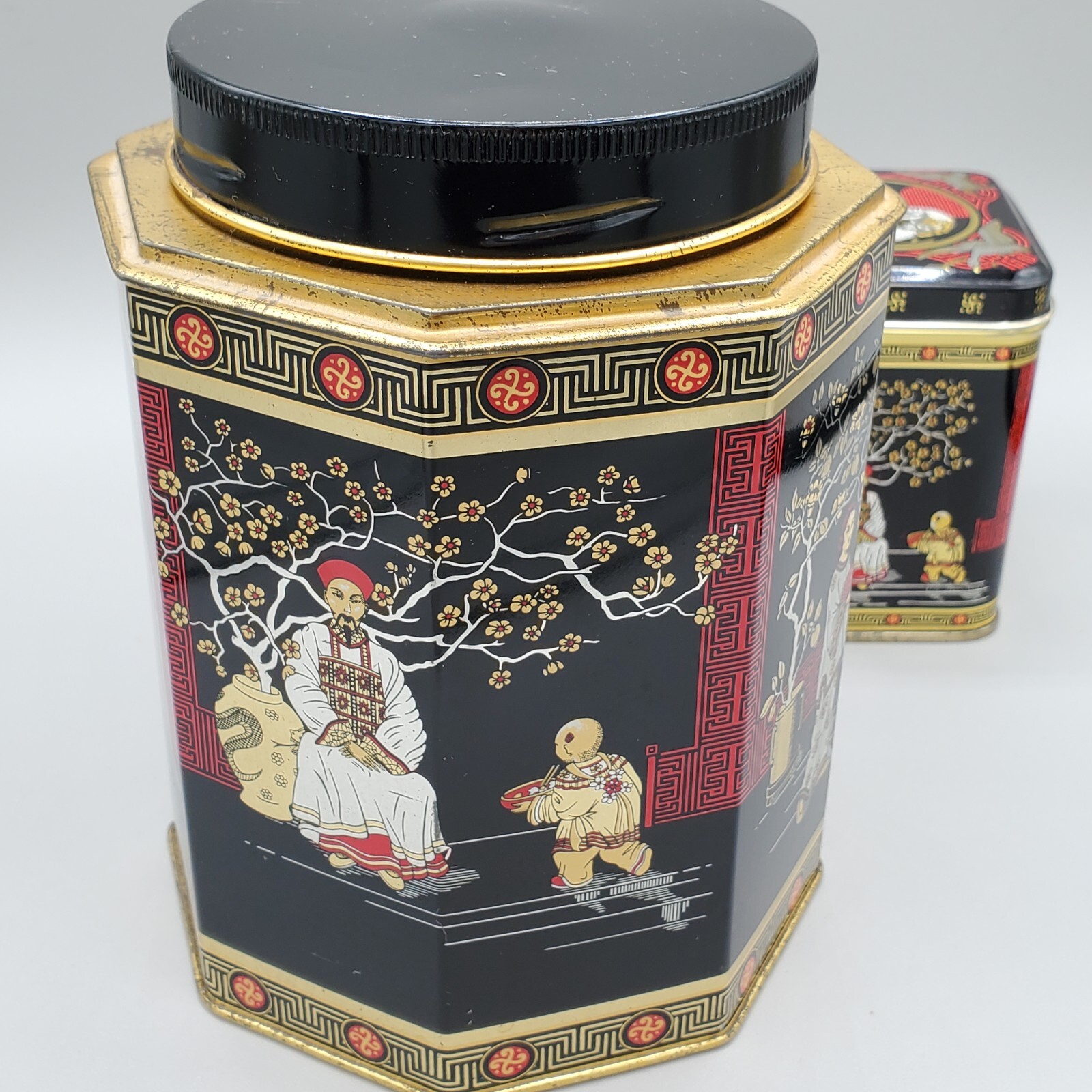 Oriental Tins With Asian Characters Traditional Eastern Imagery Varying ...