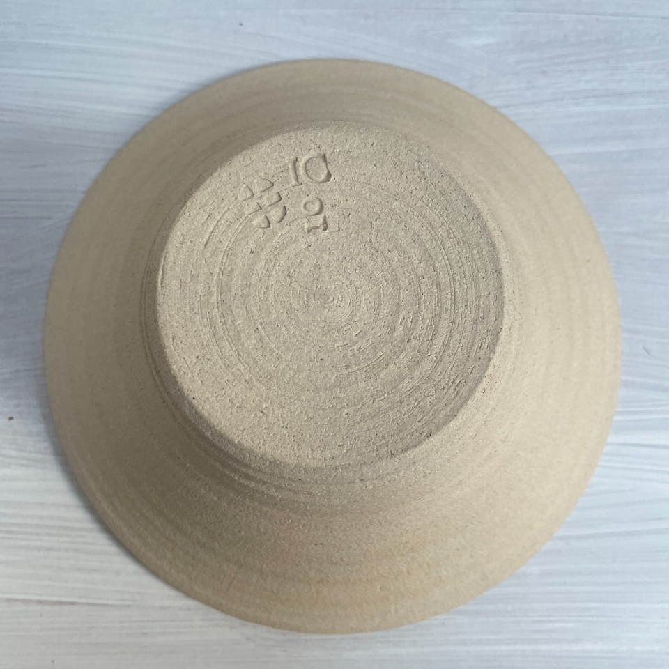 Contemporary Studio Pottery Incised 14cm Bowl Dish Impressed I C signed ...