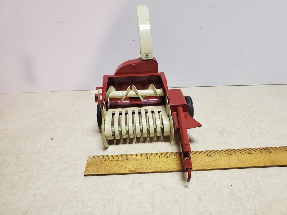 Toy International Tru-Scale Chopper / Forage Harvester 1/16 Scale ...