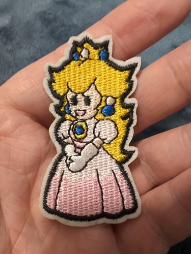 NW SUPER MARIO BROS NINTENDO VIDEO GAME Princess Peach EMBROIDERED IRON ...