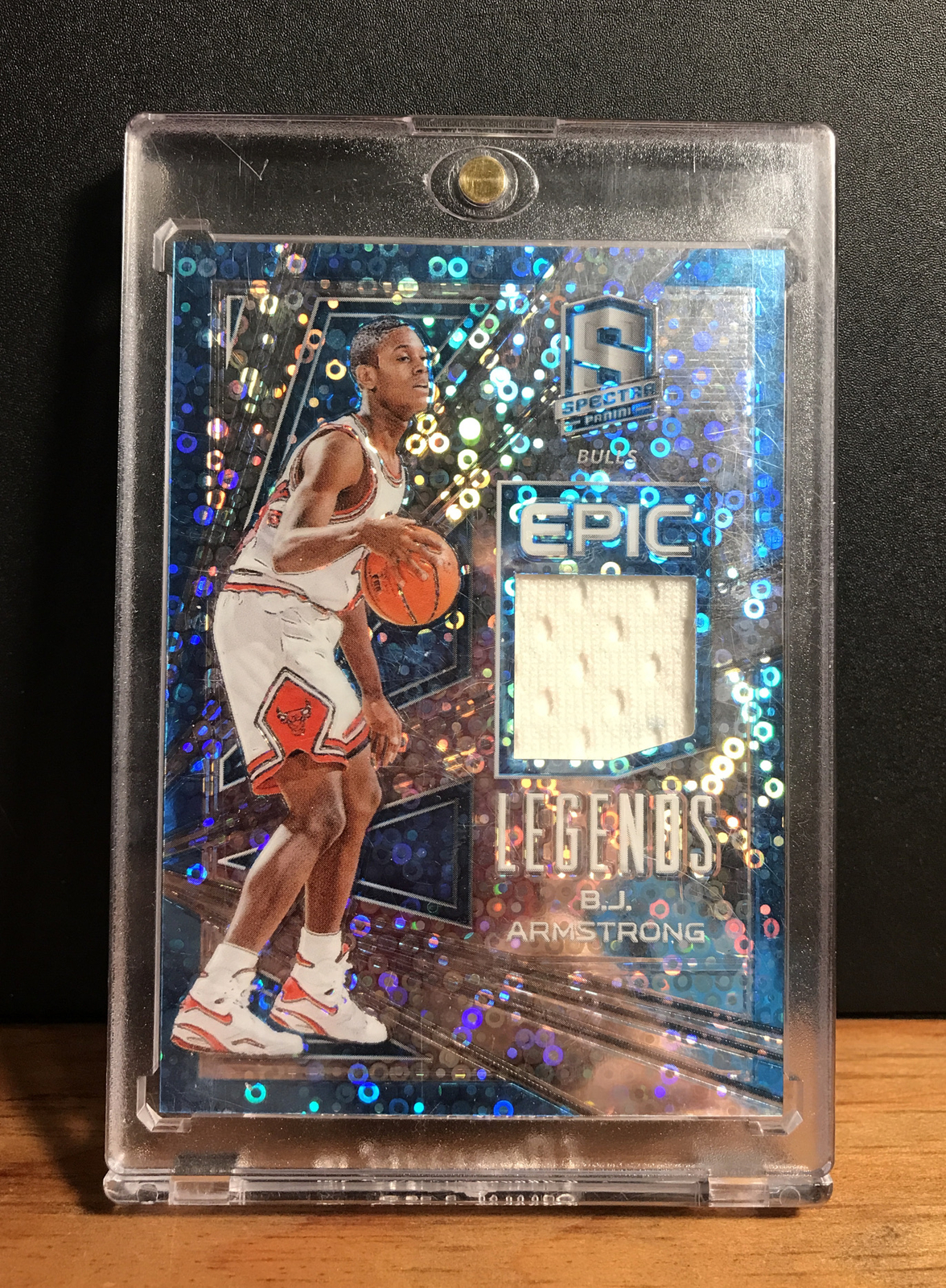 🔥2017-18 Panini Spectra Epic Legends BJ Armstrong Relics Neon Blue ...
