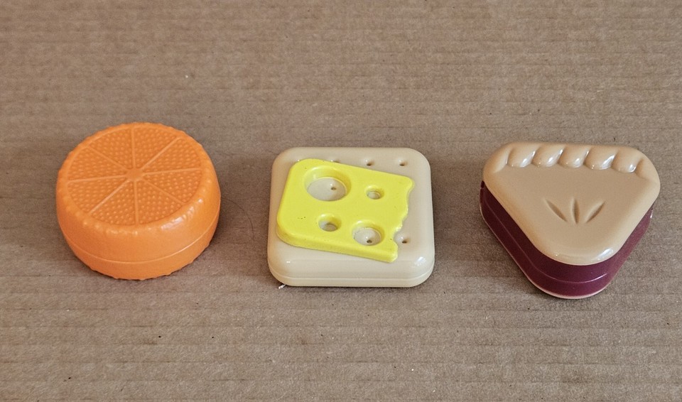 Leap Frog Shapes & Sharing Pink Picnic Basket Orange, Cracker, + Pie ...