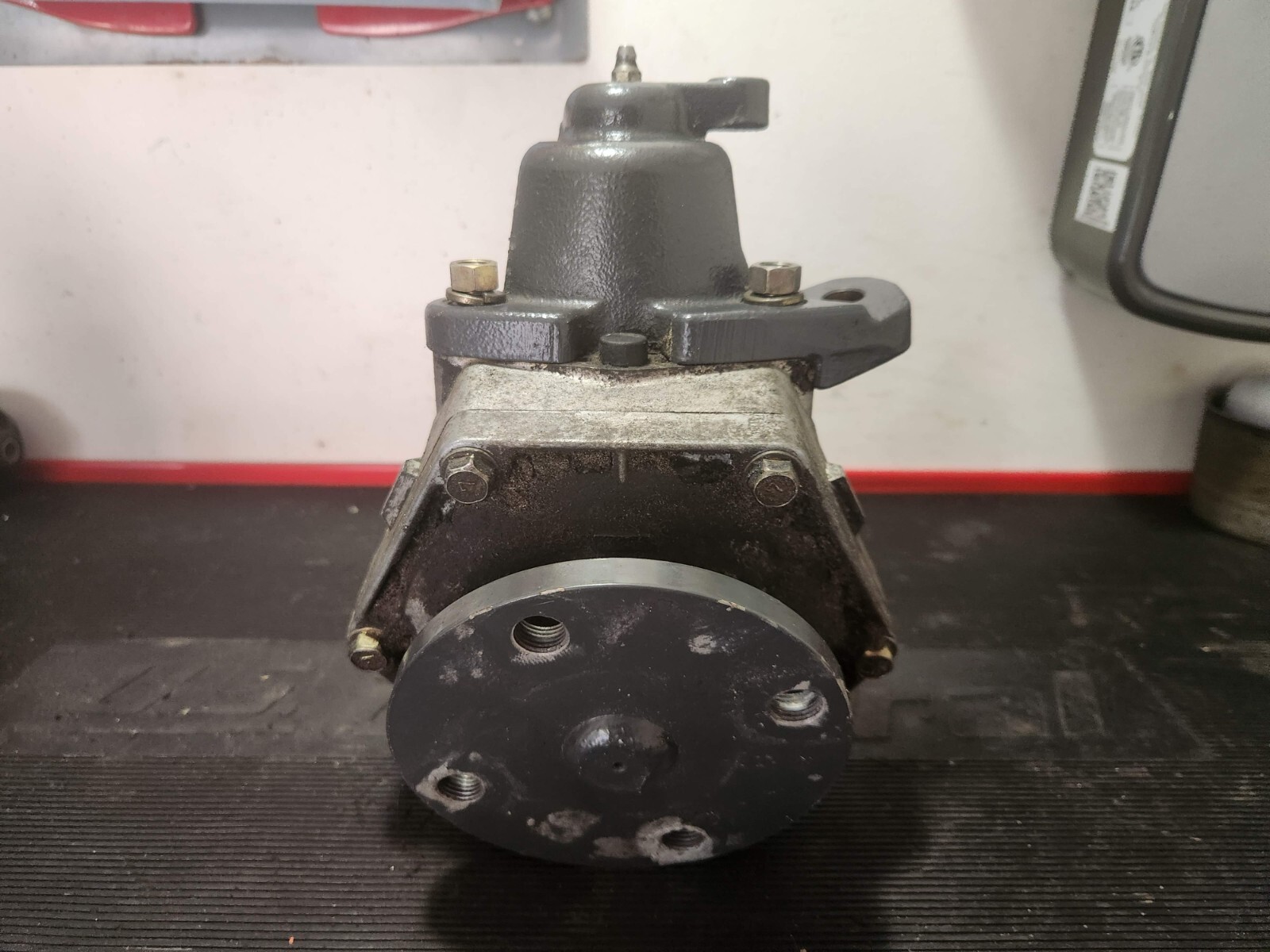 Kubota GR Front Axle Hub Wheel Gear Drive GR2000 2100 2010 2110 2020 ...