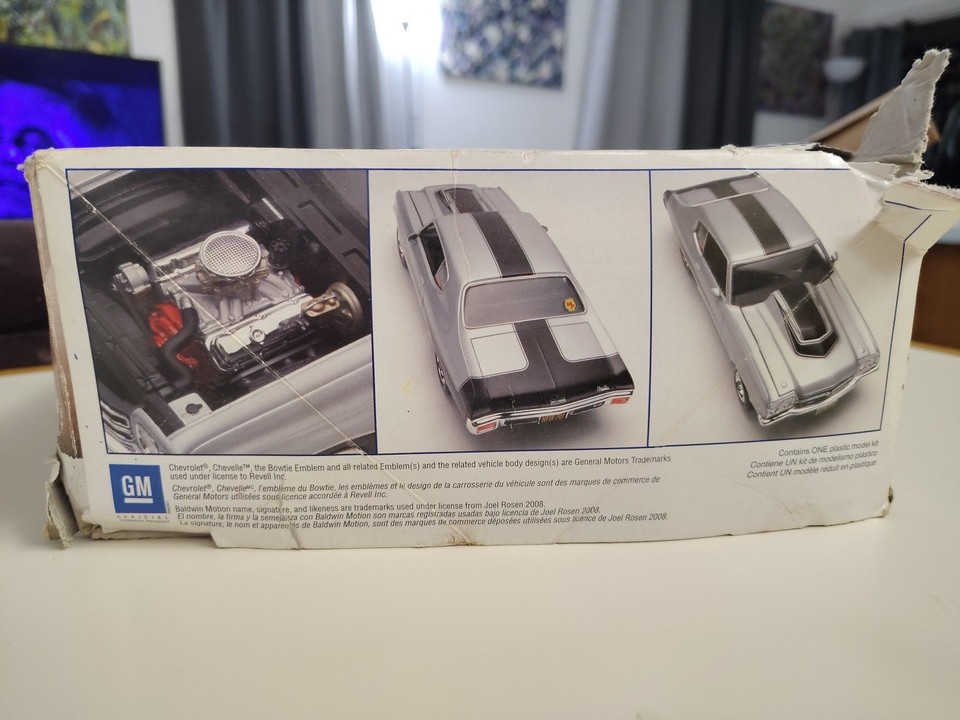 Revell Streetburner '70 Chevy Chevelle Baldwin Motion 1/25 Model Kit ...