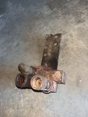 Farmall 400 450 tractor IH front hydraulic line valve port block | eBay