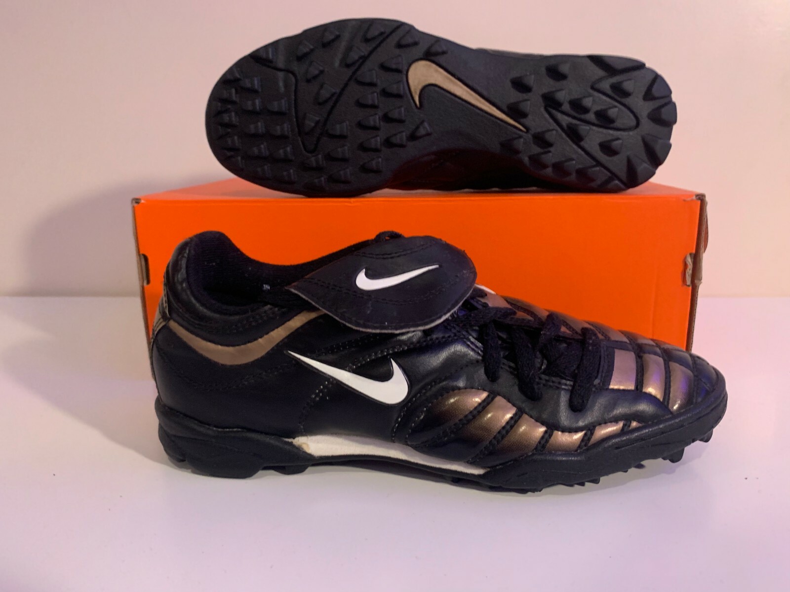 NIKE AIR MAX TURF T90 VAPOR INDOOR TRAINERS 9 8 42,5 | eBay