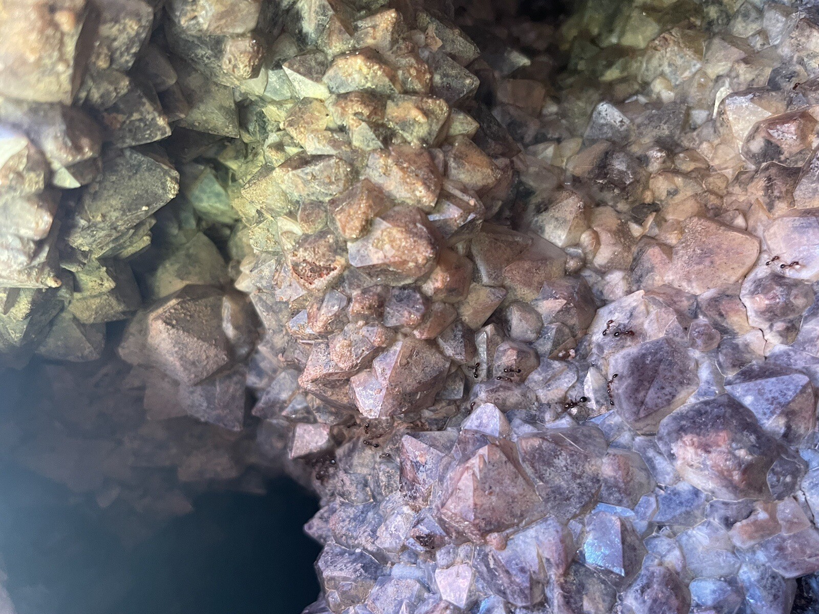 5 TON Cluster Geode - Largest Known Auralite Extracted From Ontario ...