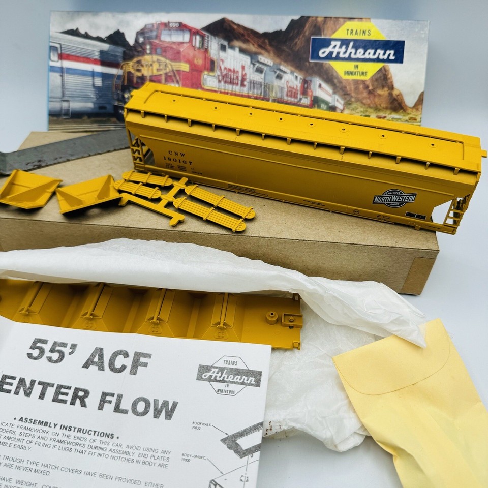 Athearn HO Scale Rail Runner 55' Centerflow Hopper Chicago ...