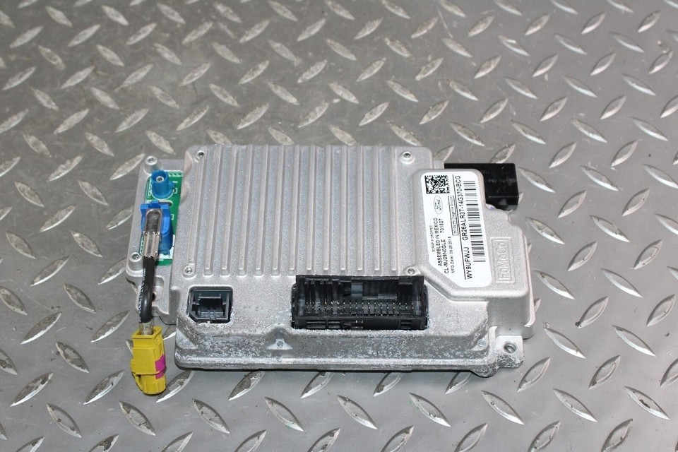 18-20 Mustang Sync III 3 Communication Control Module Computer BCM ...