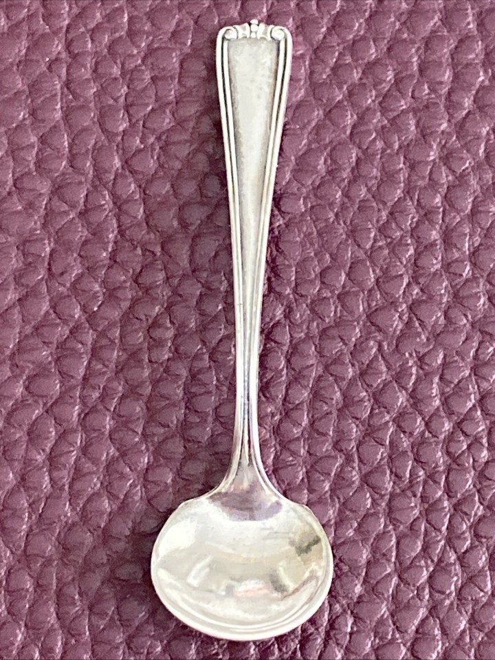 NICE! Scroll Tipped Handle w Border 2.25" Sterling Silver Salt Spoon ...