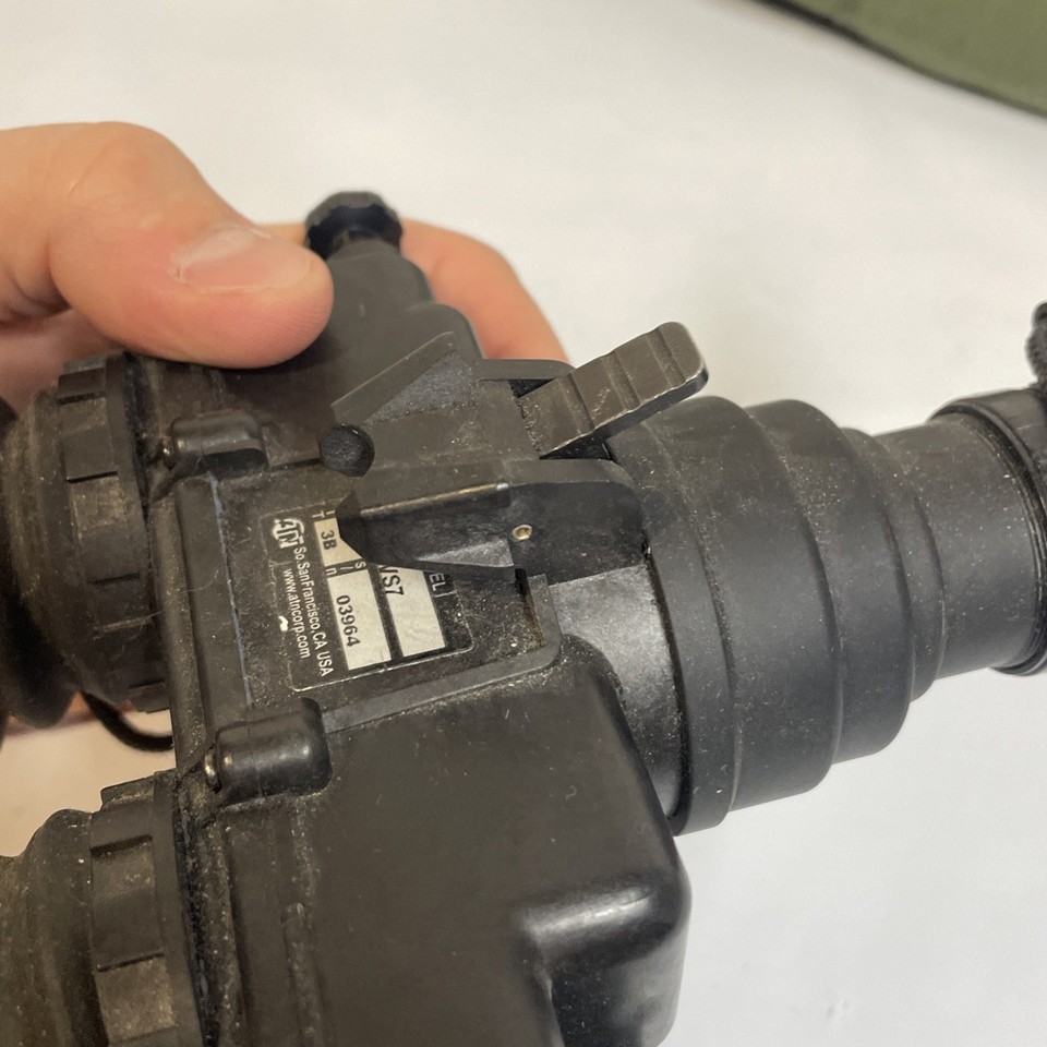 AN/PVS-7 Night Vision Googles Thermal Scanner USA Made Optic Helmet ...