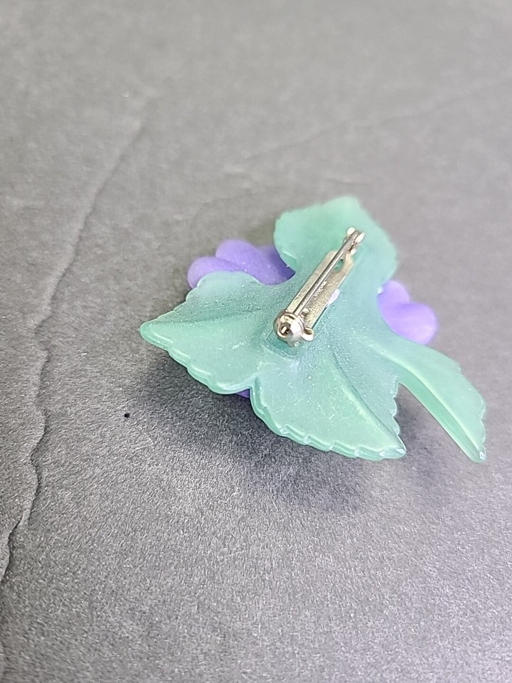 Vintage Signed Avon Pretty Purple Violet Flowers Pin Brooch | eBay