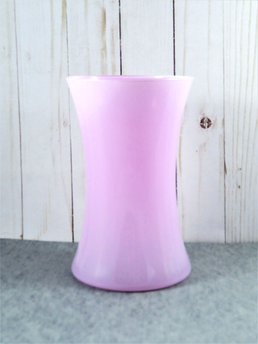 Solid Soft Pink Glass Flower Vase Curved Sides Bouquet Size 8.125X5 ...