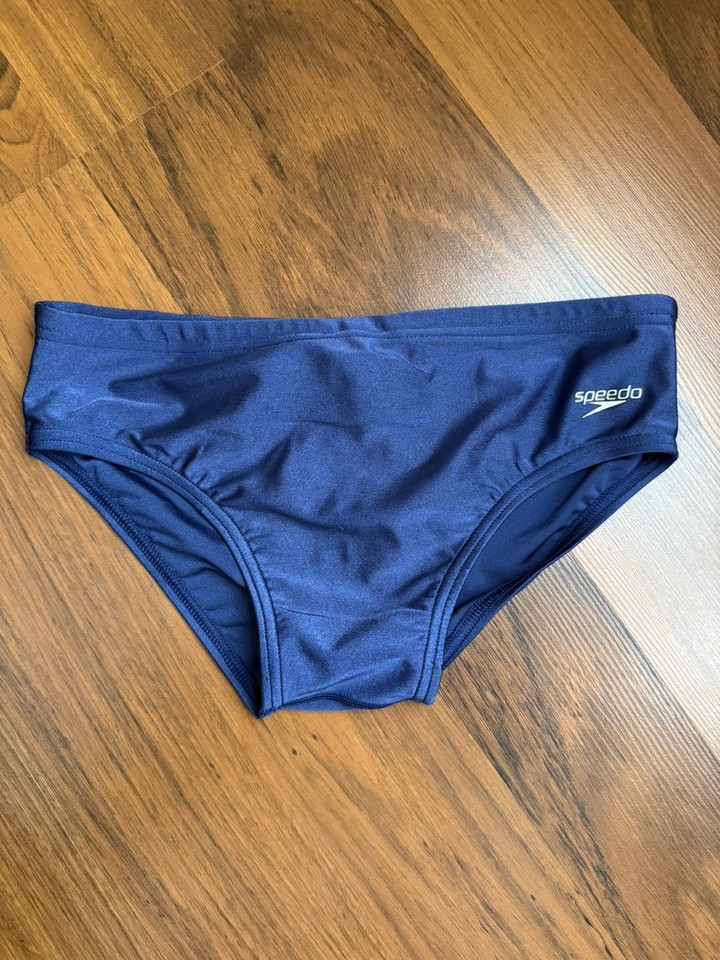 Speedo Men's Solid Endurasoft Brief Swimsuit | eBay