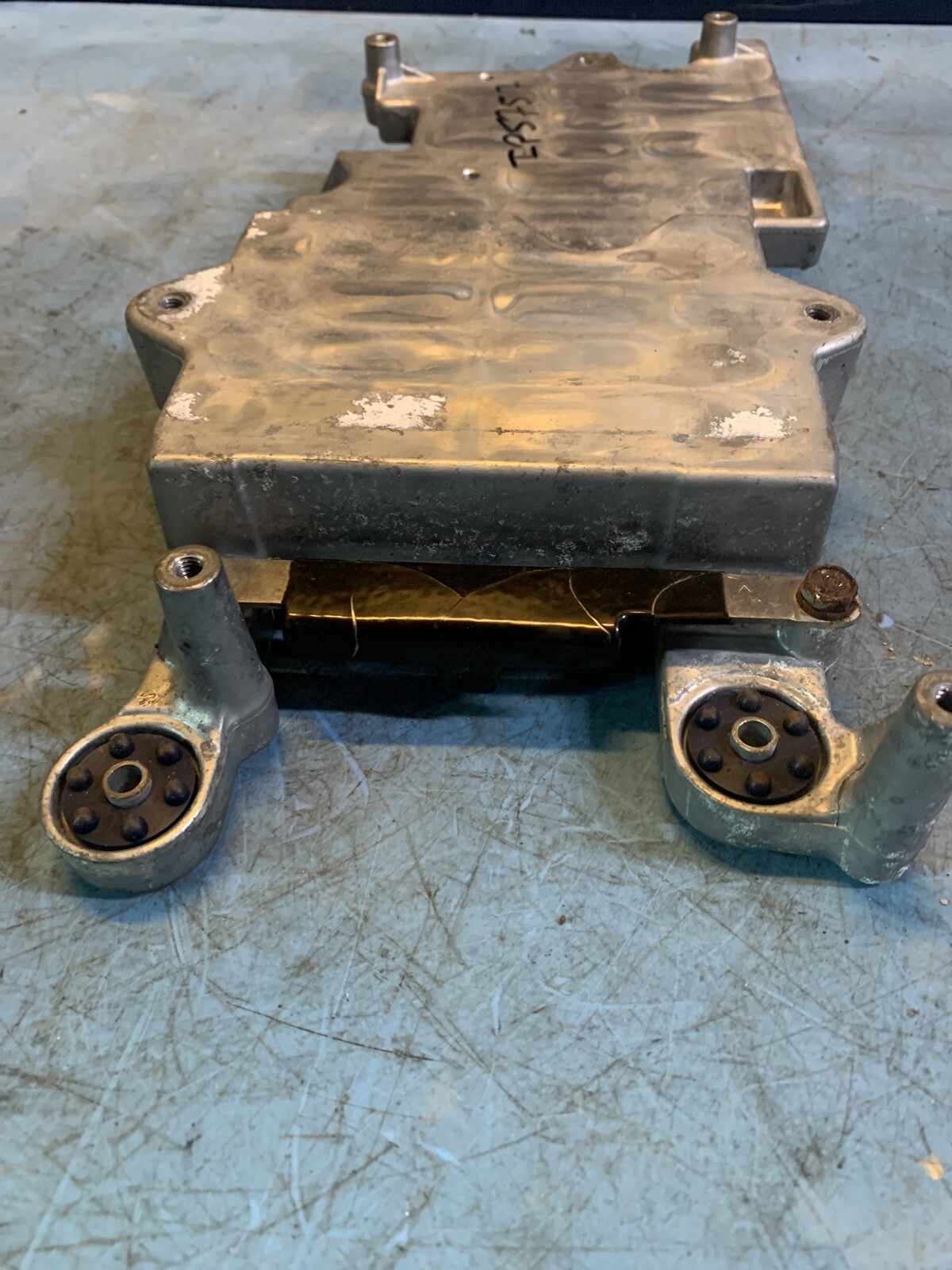 IP5757 YAMAHA HPDI Z300TURD 2005 ELECTRONICS BRACKET ECM MOUNT 60V ...