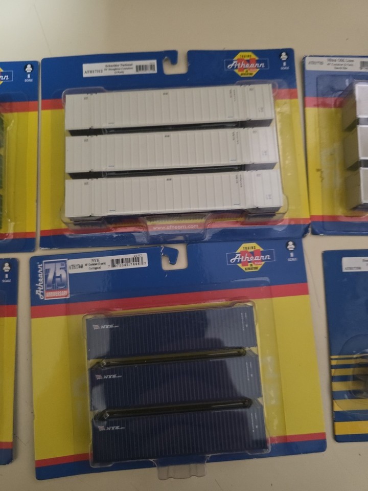 Athearn N Scale Container Cars and 2 Fixable Visacoach Buses Lot 7 ...