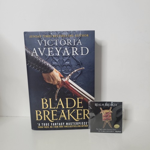 Blade Breaker Victoria Aveyard Fairyloot Signed Special Edition Fairy ...