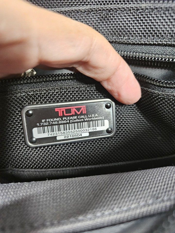 Tumi Men’s Messenger Crossbody Black Nylon Shoulder Bag Ballistic Flap ...