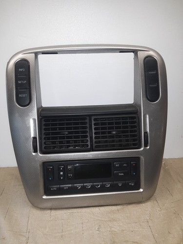 * 2002-2005 Ford Explorer/Mountaineer Radio Climate Control Bezel w ...