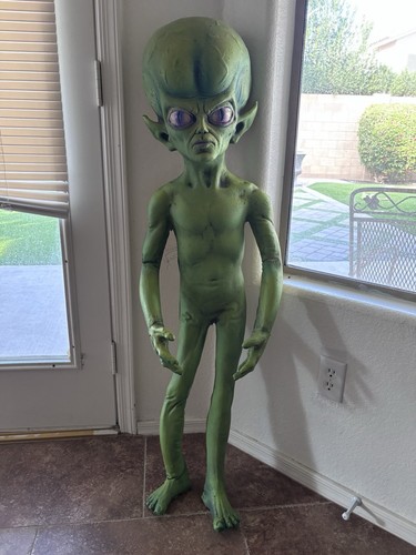 Life Size Latex Alien Movie Prop | eBay