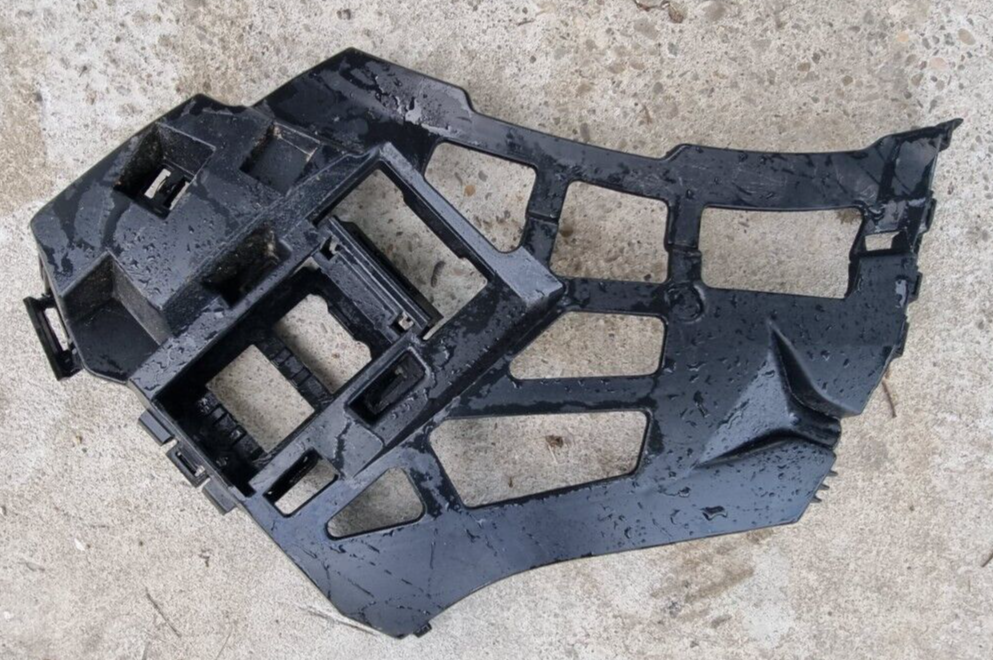 Mercedes GLE 167 A1678858602 side front bumper support | eBay