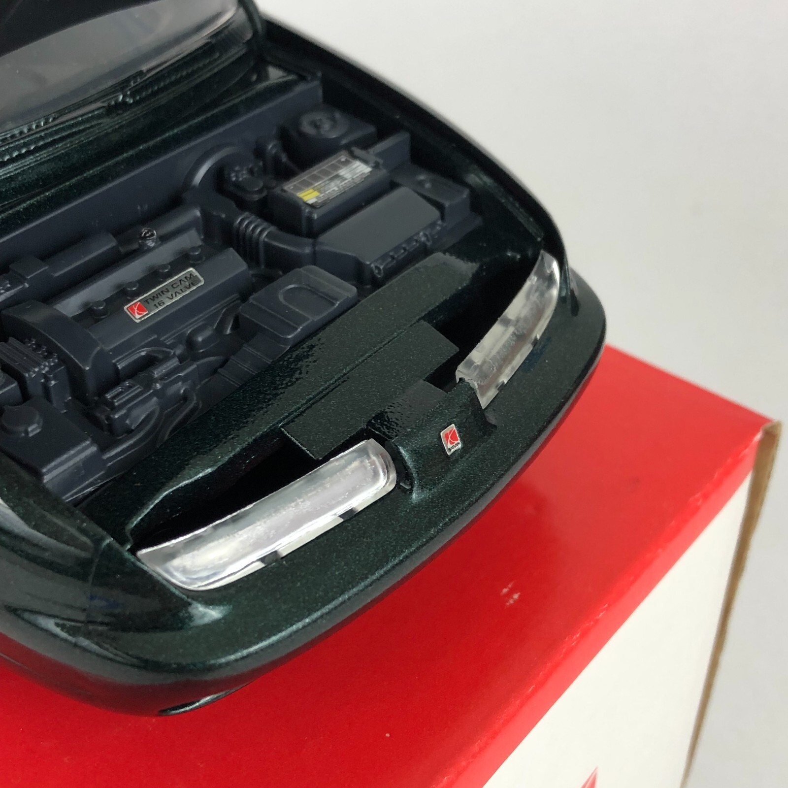 Saturn SL2 Limited Edition 1:18 Scale Model Car green complete w box ...