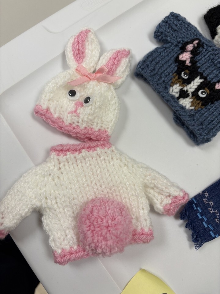 11 Hand Knit OOAK SWEATERS HATS Animals! Fit 10" Tonner Ann Estelle ...