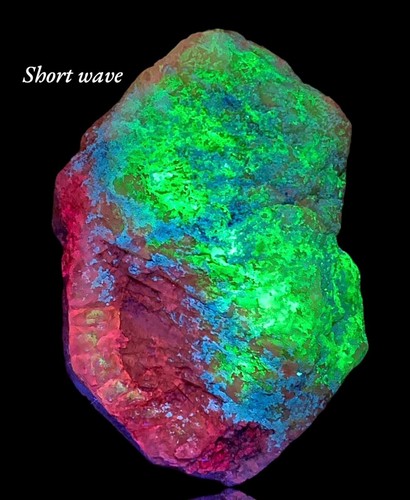 103GmM Rare Fluorescent scapolite with hyalite crystal Badakhshan ...