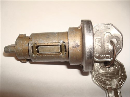 NOS Correct Deep Dish Ignition Lock & Keys 1966 Buick & Pontiac Full ...