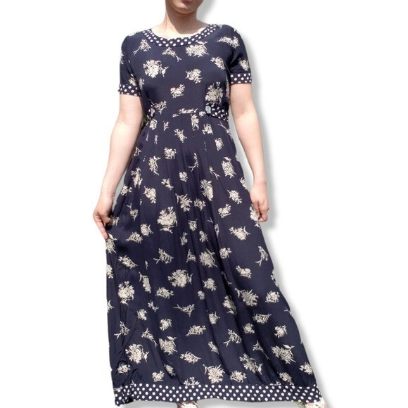 Vintage Claude Rene Navy Blue and Cream Floral Print … - Gem