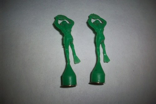 LOT OF 11 KELLOGG'S CEREAL NAVY FROGMAN BAKING SODA TOYS 10 WITH CAPS ...